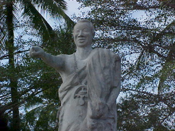 statue4.jpg